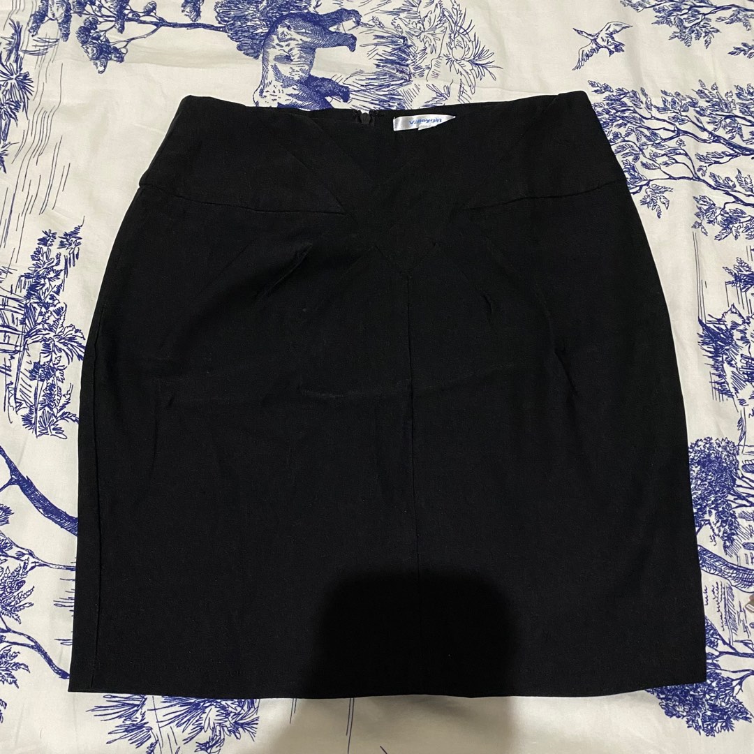 (003) Valley Girl Black Skirt / Rok Mini Hitam, Fesyen Wanita, Pakaian ...