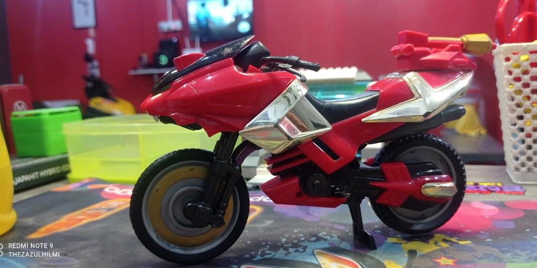 2001 Bandai Power Rangers Wild Force - Red SAVAGE CYCLE, Hobbies & Toys ...