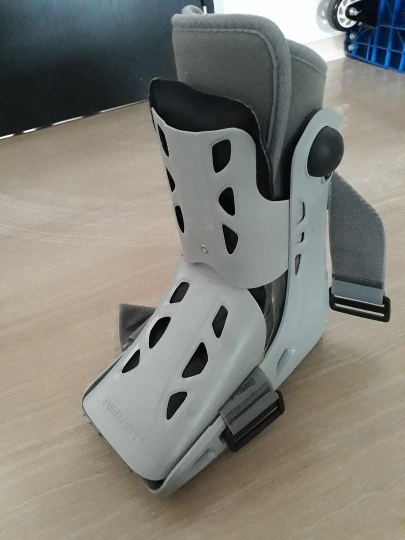 Aircast boot, Announcements on Carousell