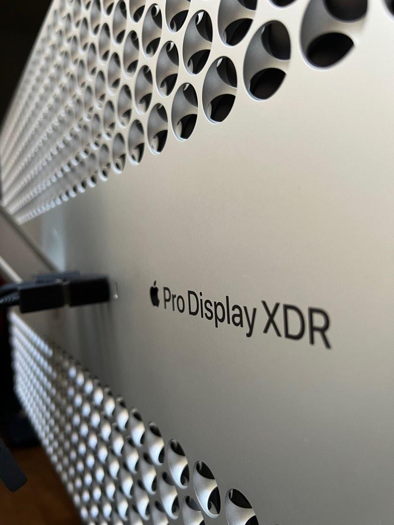 Apple Pro XDR display with Pro Stand, Computers & Tech, Parts ...