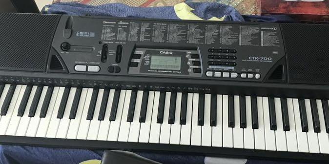 Casio Keyboard CTK 700, Hobbies & Toys, Music & Media, Musical Instruments on Carousell