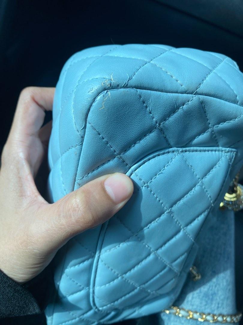 Chanel baca deskripsi, Fesyen Wanita, Tas & Dompet di Carousell