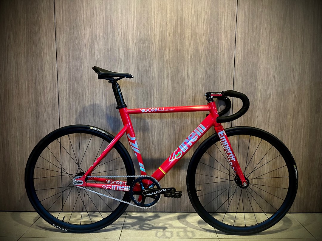 Cinelli vigorelli shark full bike wts wtt , Sports Equipment, Bicycles ...