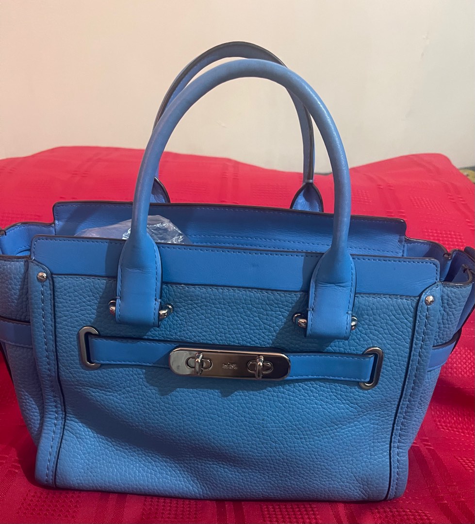 coach swagger, Luxury, Bags & Wallets on Carousell