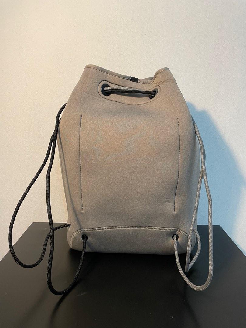 Crumpler Dorsal, Men's Fashion, Bags, Backpacks on Carousell