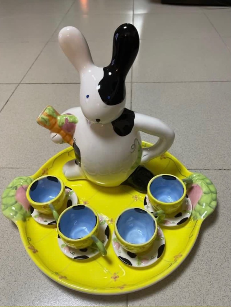 Dante Rabbit Tea Set, Hobbies & Toys, Memorabilia & Collectibles ...