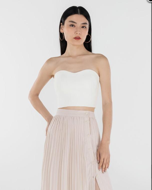 ELLA SWEETHEART PADDED TUBE TOP IN WHITE, Women's Fashion, Tops ...