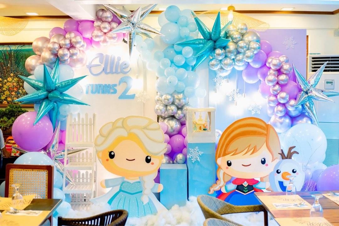 FROZEN STANDEE, Hobbies & Toys, Stationary & Craft, Occasions & Party ...