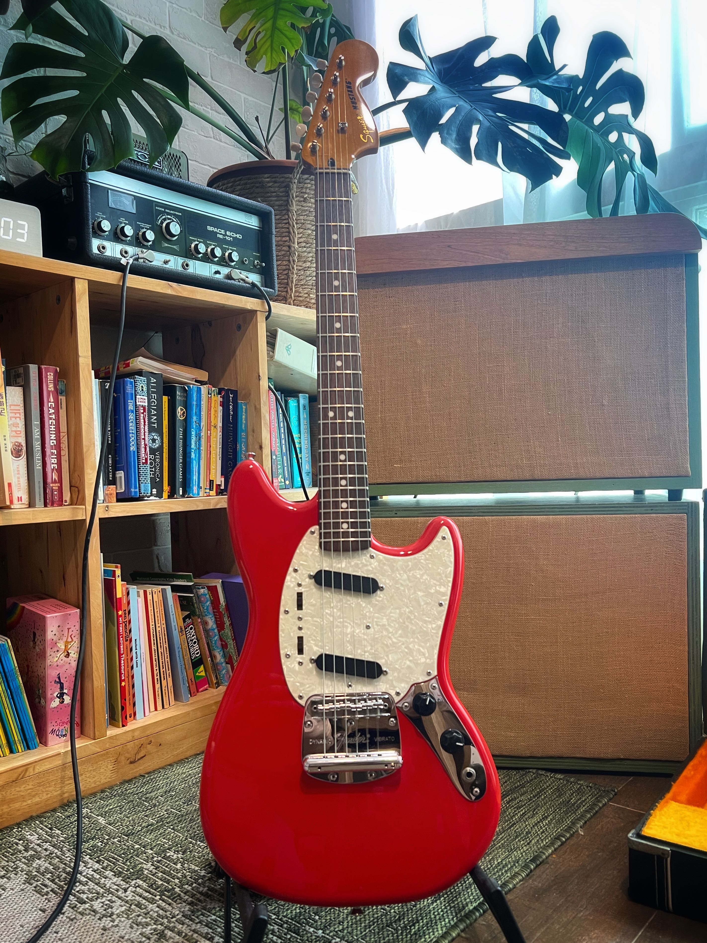 FSR Squier Mustang, Hobbies & Toys, Music & Media, Musical Instruments ...