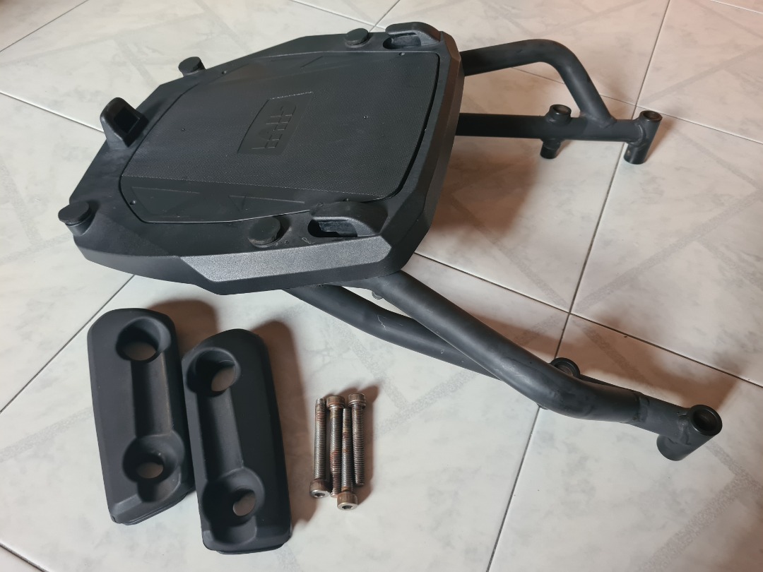Honda CB400SF REVO top box rack, Motorcycles, Motorcycle Accessories on ...