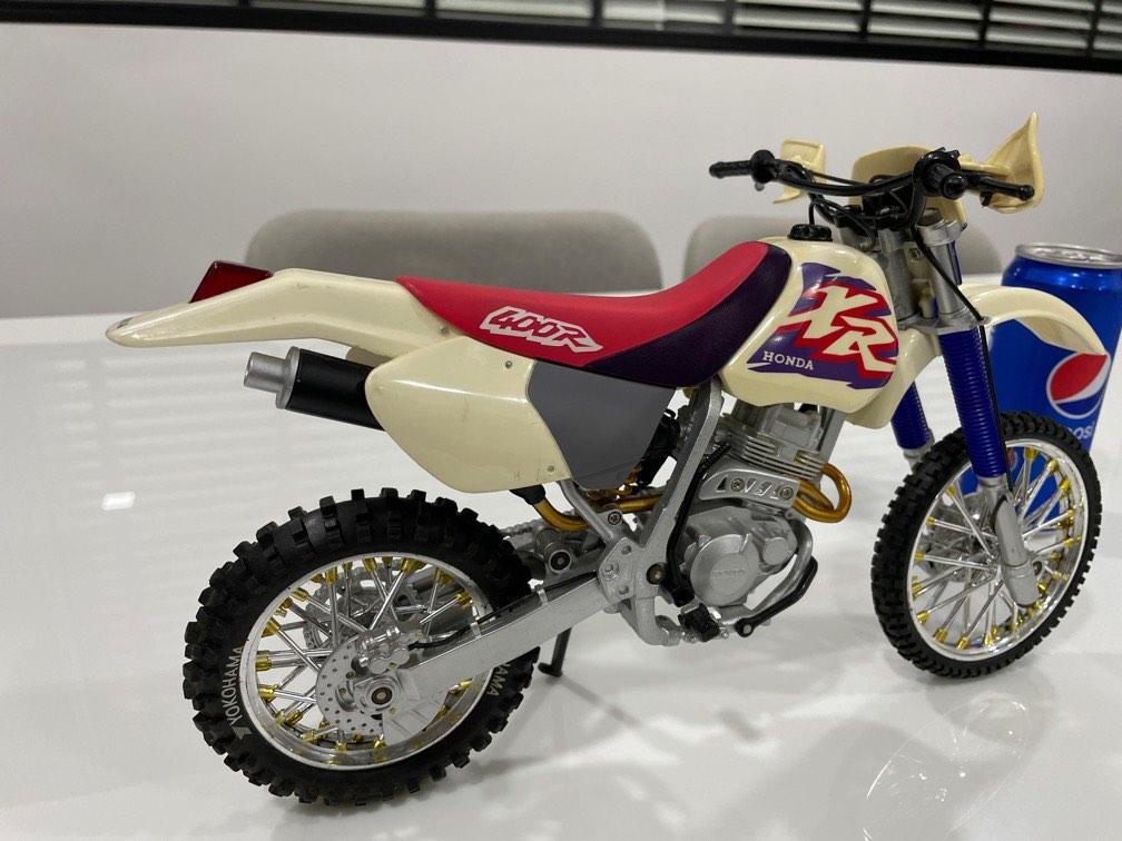 Honda XR 400 (Scale 1:6), Hobbies & Toys, Toys & Games on Carousell