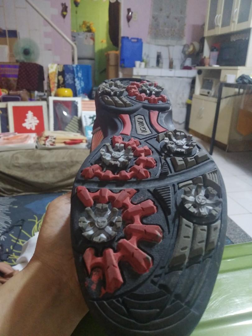 Ignio hiking shoes, Men's Fashion, Footwear, Sneakers on Carousell