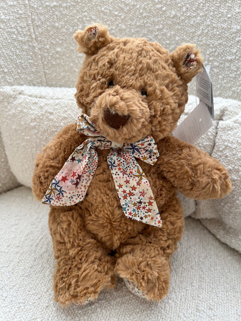 Jellycat Bartholomew Bear - Adelajda, Hobbies & Toys, Toys & Games on ...
