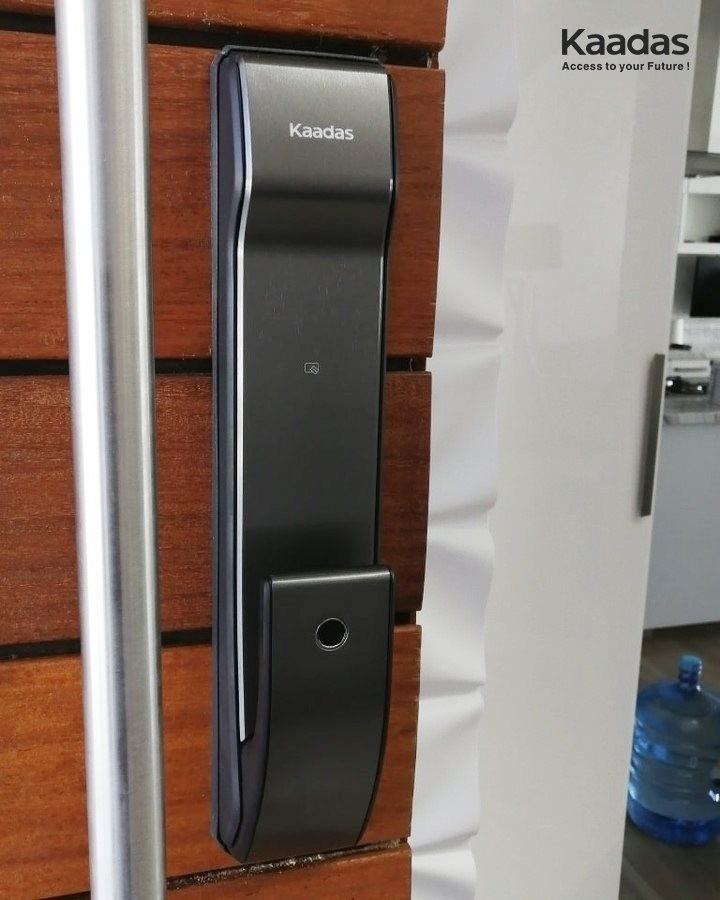 Kaadas K9-5W Digital Door Lock (Wifi-Enabled) + Gate Lock Bundle (Sole Distributor), Furniture ...