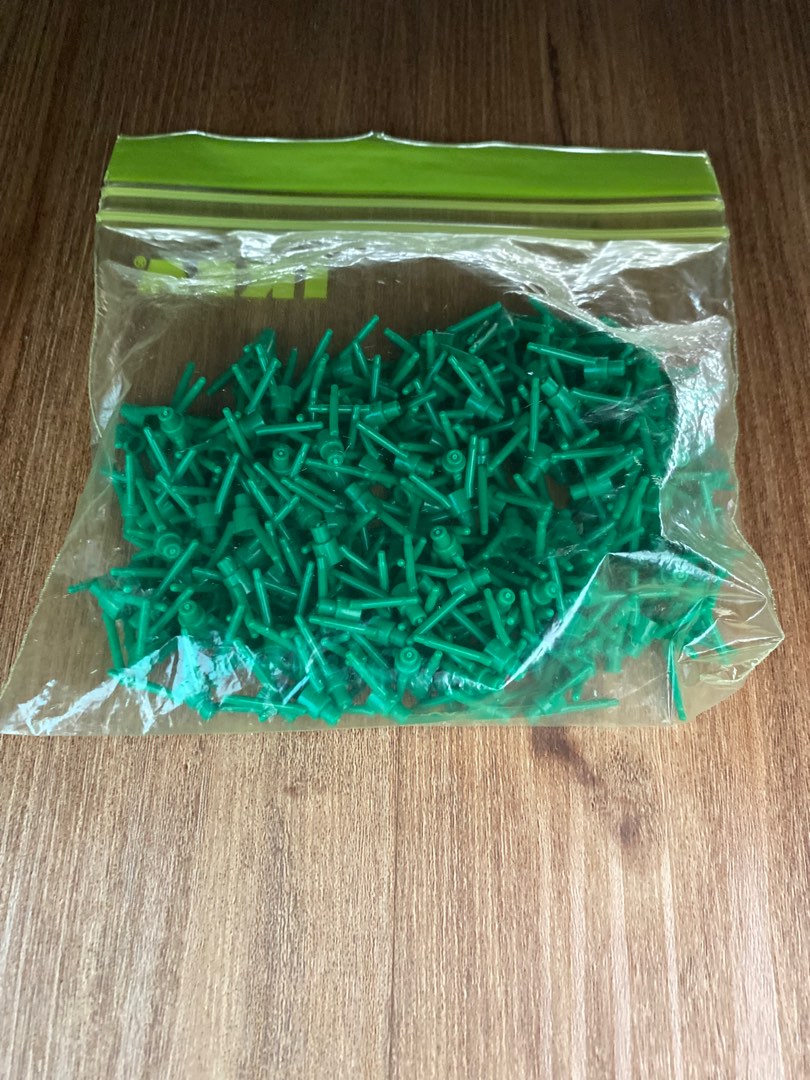 LEGO grass, Hobbies & Toys, Toys & Games on Carousell
