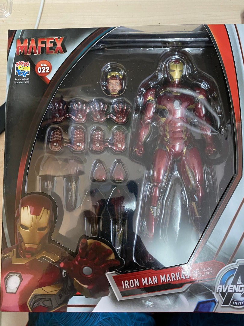 MAFEX 022 IRONMAN MARK 45 復仇者 鋼鐵人, 興趣及遊戲, 玩具 & 遊戲類 - Carousell