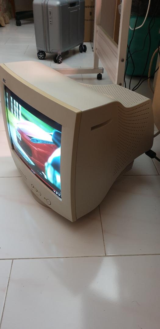 Monitor crt 17" and 14" Aoc and Dell, TV & Home Appliances, TV ...