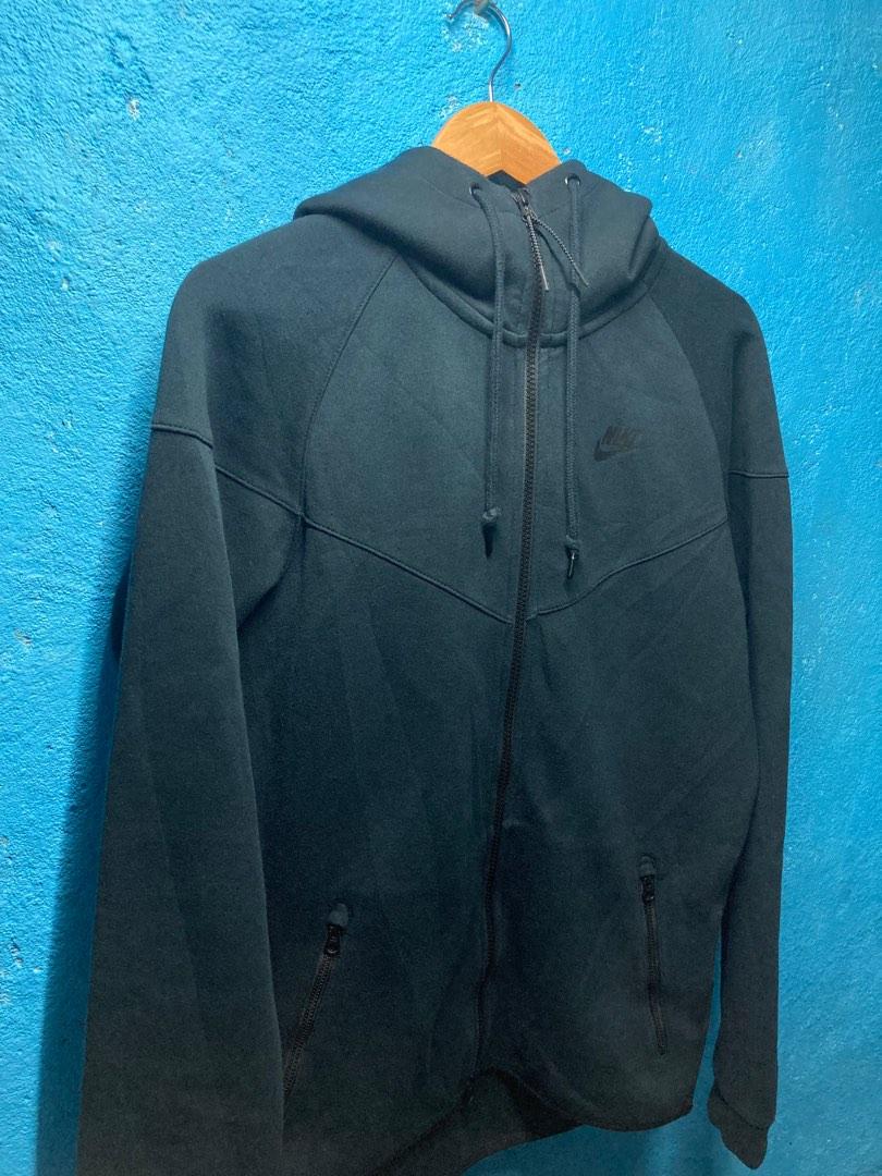 Nike tech fleece jacket, Men's Fashion, Coats, Jackets and Outerwear on ...