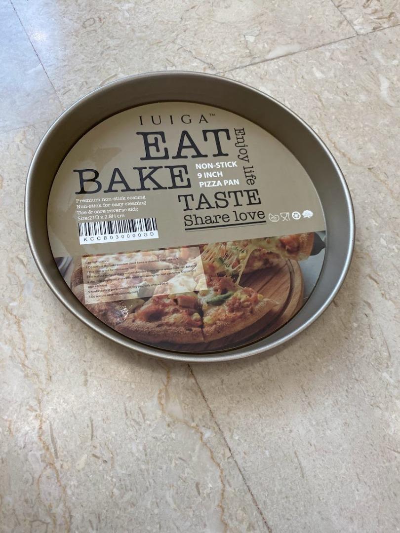 Non-stick 9 inch pizza pan, Furniture & Home Living, Kitchenware ...