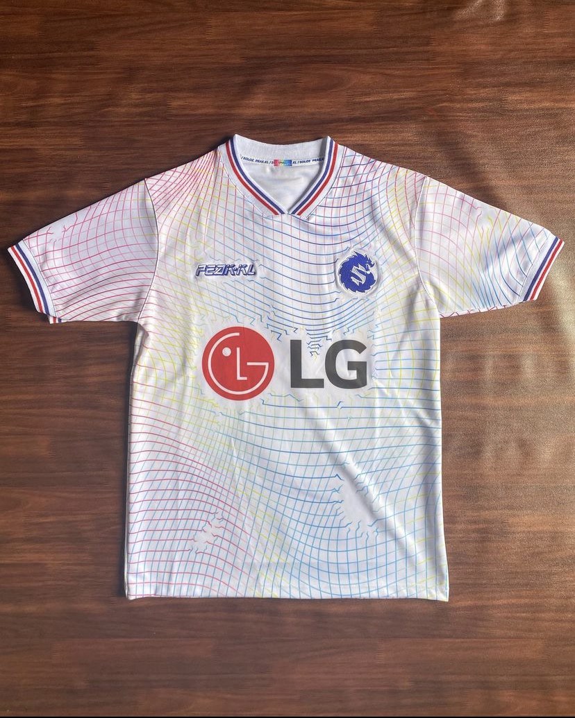 PEAK KL x SOLOZ, Men's Fashion, Activewear on Carousell