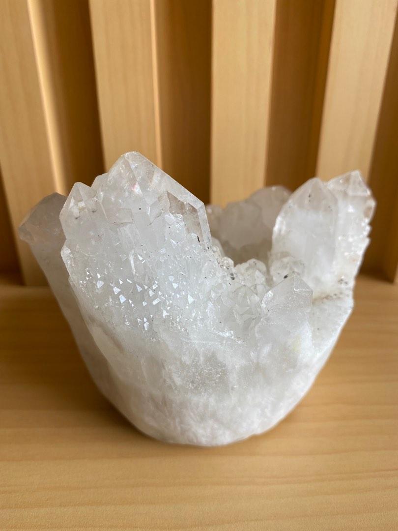 Perfect clean face Clear Quartz hedgie, Women's Fashion, Jewelry ...