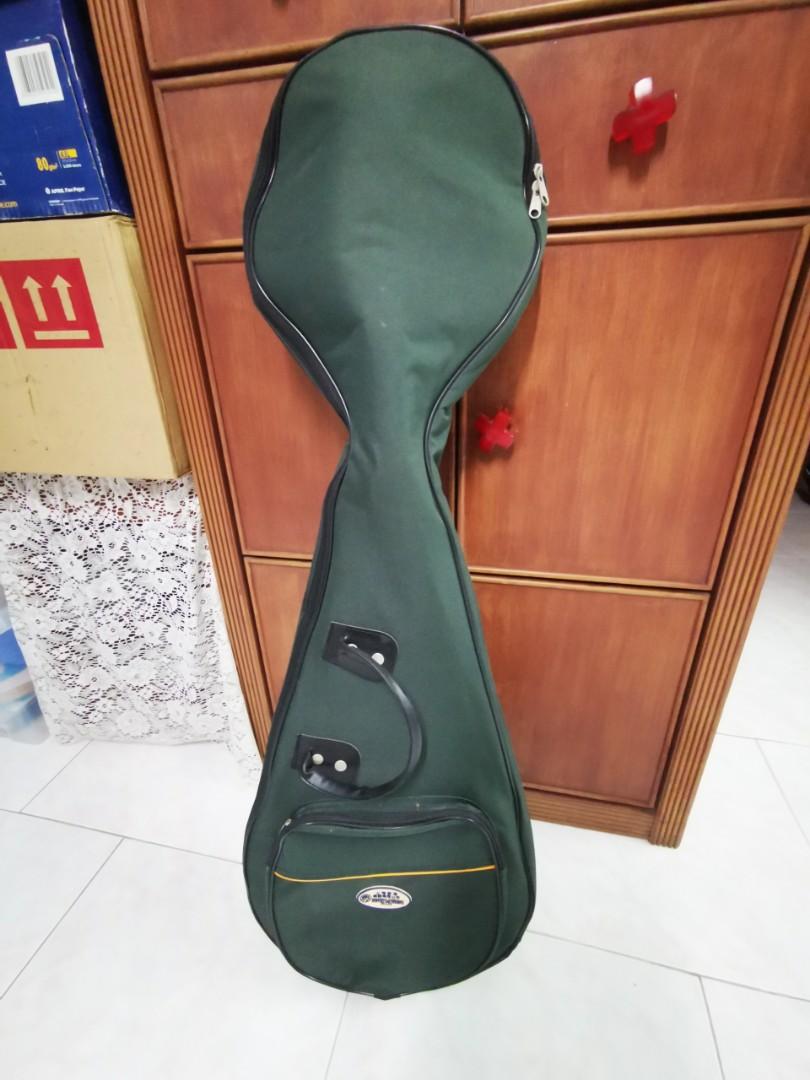 Pipa Chinese music instrument Shanghai, Hobbies & Toys, Music & Media ...