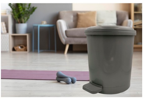 Plastic Step Bin, Furniture & Home Living, Cleaning & Homecare Supplies ...