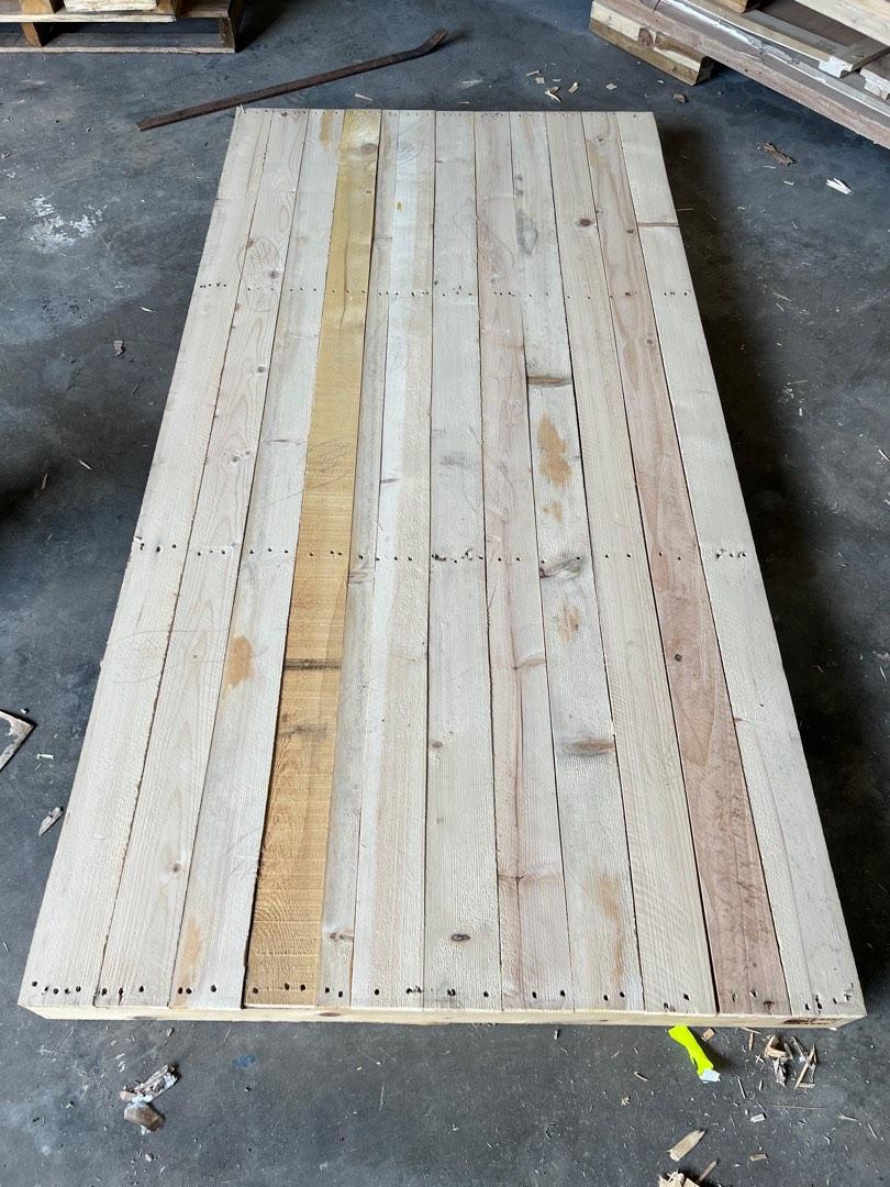 Platform lantai kayu pine terpakai, Furniture & Home Living, Outdoor ...