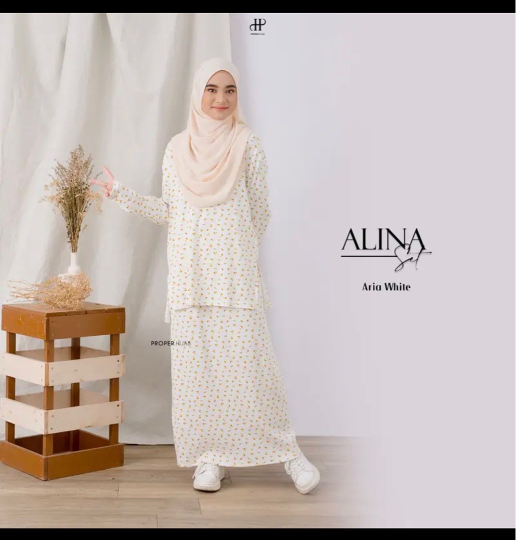 PROPERHIJAB ALINA SET S-M, Women's Fashion, Muslimah Fashion, Baju Kurung & sets on Carousell