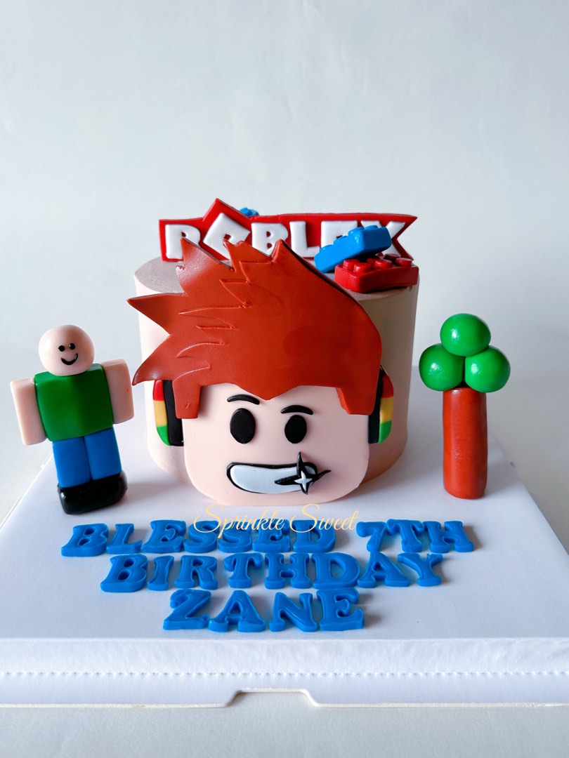 Roblox buttercream cake/ customised cake , Food & Drinks, Homemade ...