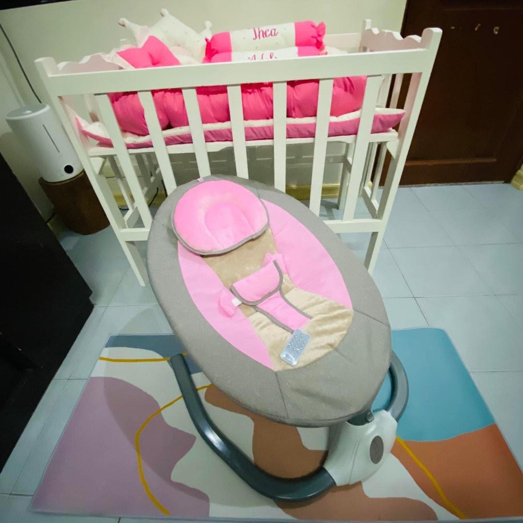 Smart Automatic Baby Rocking Chair, Babies & Kids, Baby Nursery & Kids ...