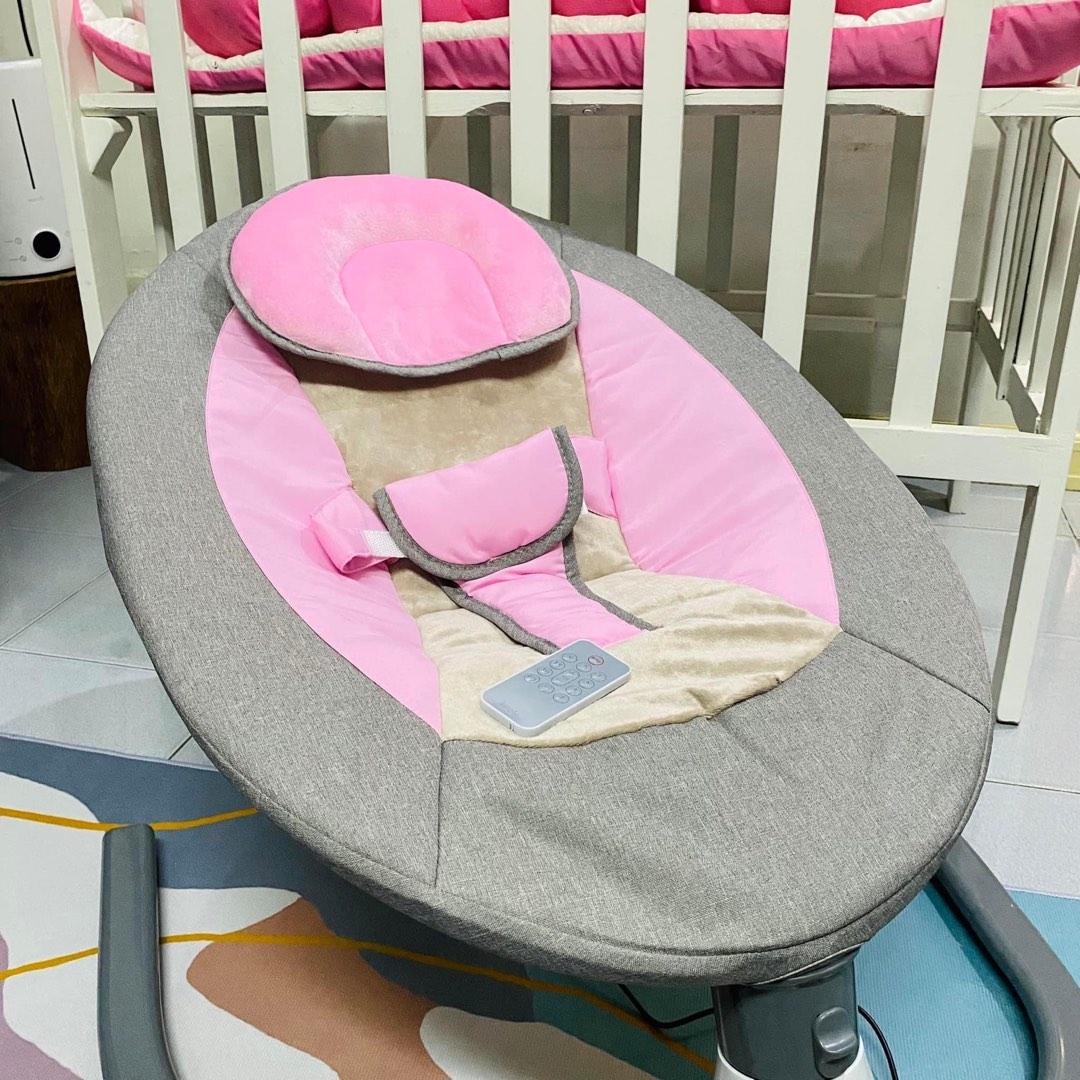 Smart Automatic Baby Rocking Chair, Babies & Kids, Baby Nursery & Kids ...
