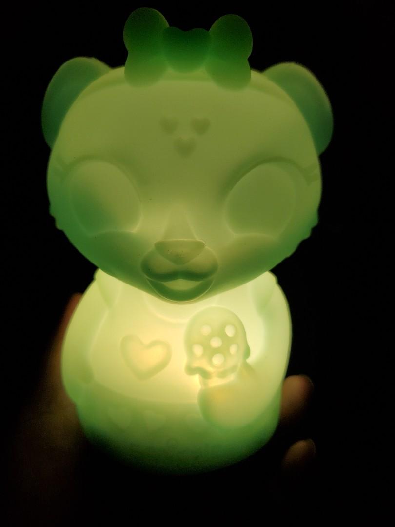 SMIGGLE Lamp Changing Colors, Babies & Kids, Infant Playtime on Carousell