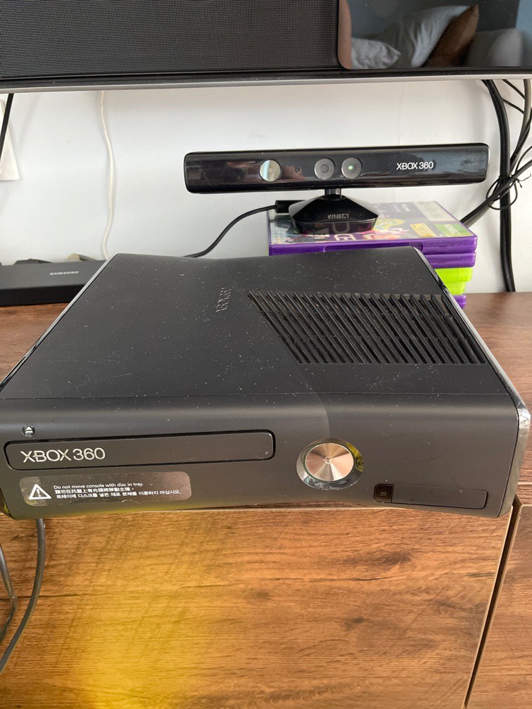 Xbox kinect 360 console, Video Gaming, Video Games, Xbox on Carousell
