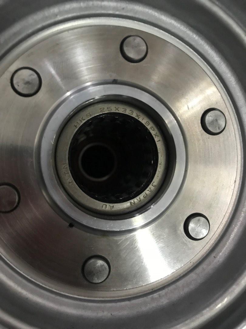 Yamaha Xmax rear pulley set 100% original, Motorcycles, Motorcycle ...