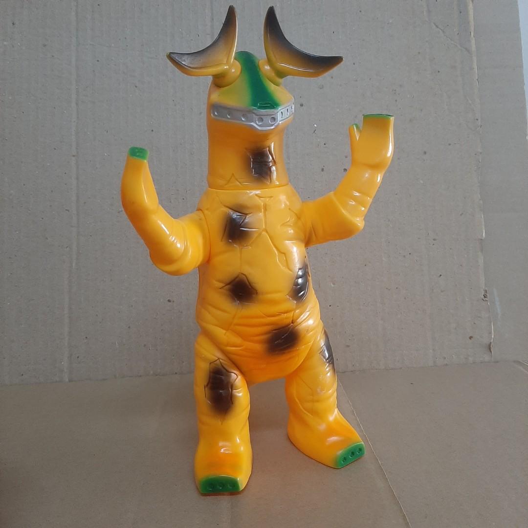 Yamanaya Astromons Eleking Gabora Kaiju Kyo Ultraman Ultra Seven Taro ...
