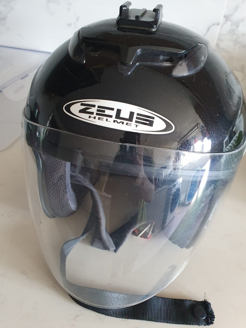 Zeus helmet, Motorcycles, Motorcycle Accessories on Carousell