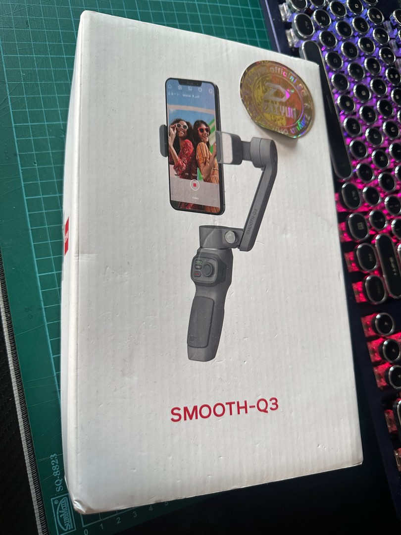 Zhiyun Smooth Q3, Photography, Photography Accessories, Gimbals & Stabilisers on Carousell