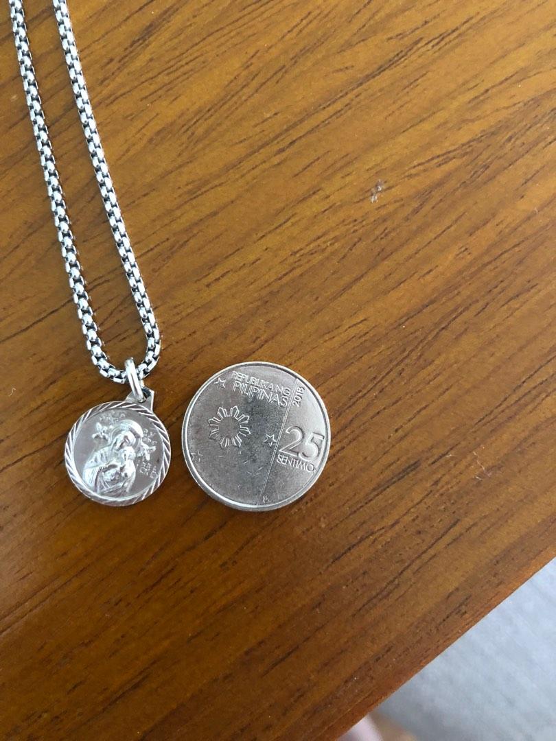 14k Italian Gold Scapular Pendant, Women's Fashion, Jewelry ...