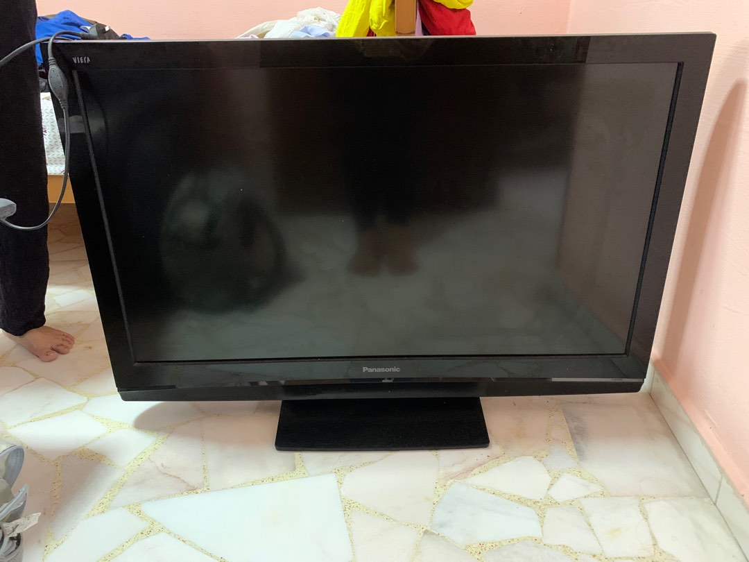 42 inch Panasonic Viera LCD, TV & Home Appliances, TV & Entertainment ...