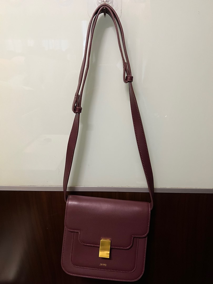 Jw pel實用袋, 女裝, 手袋及銀包, 多用途袋 - Carousell