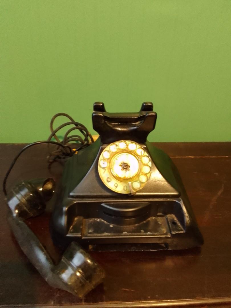 Antique Black Bakelite Telephone, Hobbies & Toys, Collectibles ...