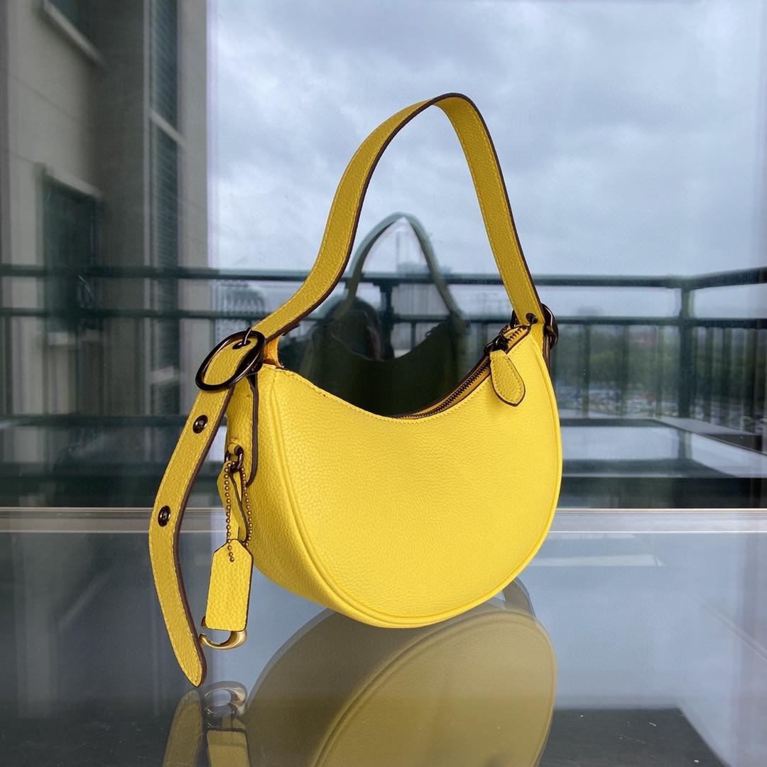 Authentic coach Luna crescent bag, Women's Fashion, Bags & Wallets ...