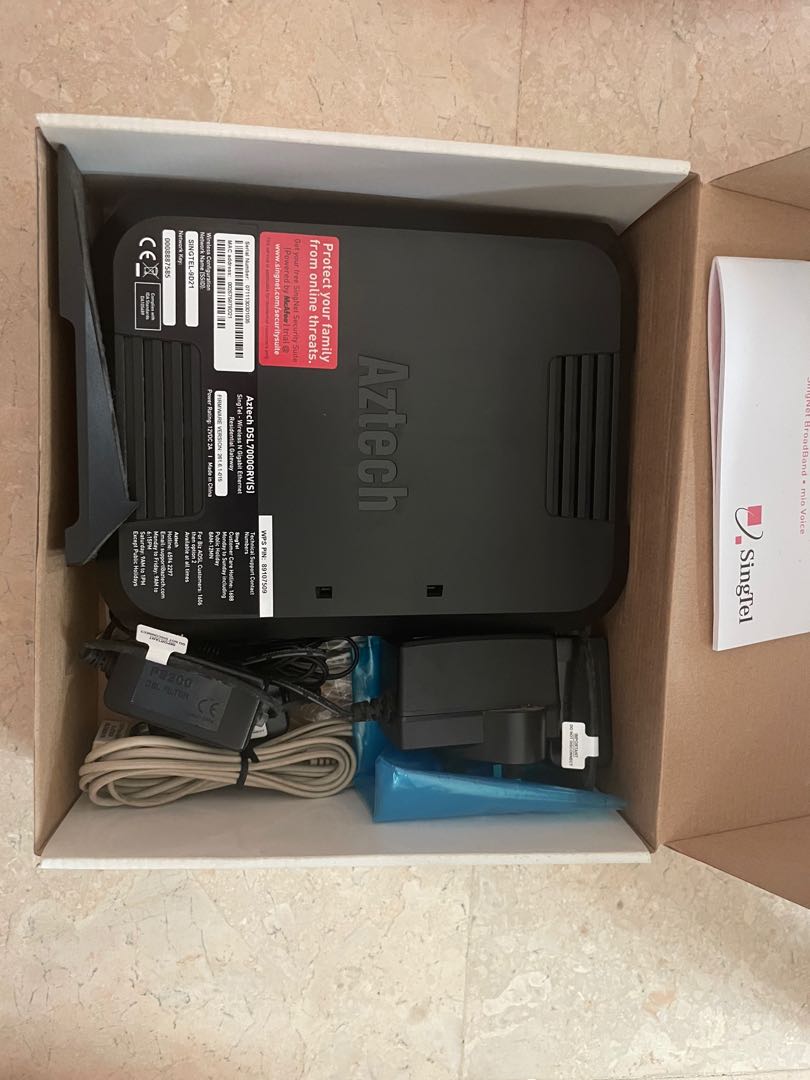 Aztech DSL7000GRV(S), Computers & Tech, Parts & Accessories, Networking ...