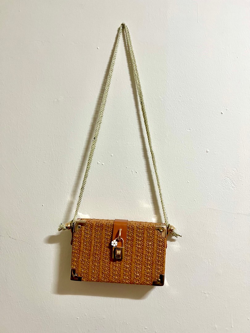 Beach bag rotan, Women's Fashion, Bags & Wallets, Cross-body Bags on ...