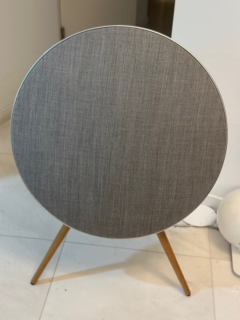 Beoplay A9 MK4 white with Kvadrat cover, Audio, Soundbars, Speakers ...