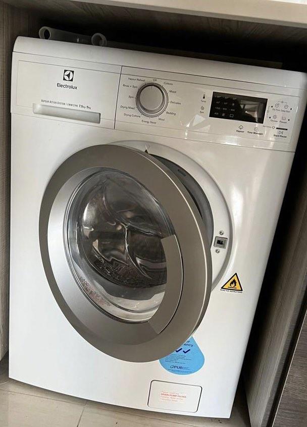 Best washing machine with drying function, TV & Home Appliances ...