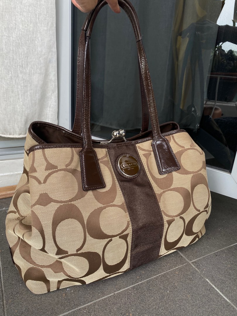 Coach Handbag, Women's Fashion, Bags & Wallets, Shoulder Bags on Carousell