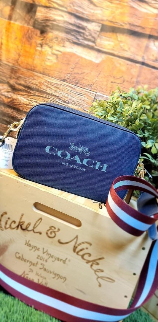 Coach Jes Camera Bag, Women's Fashion, Bags & Wallets, Cross-body Bags ...