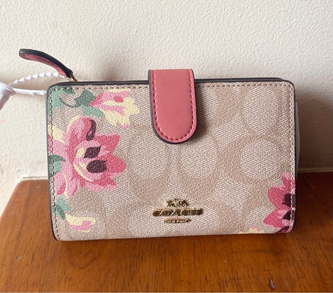 Coach Medium Size Wallet with coin purse, Women's Fashion, Bags ...